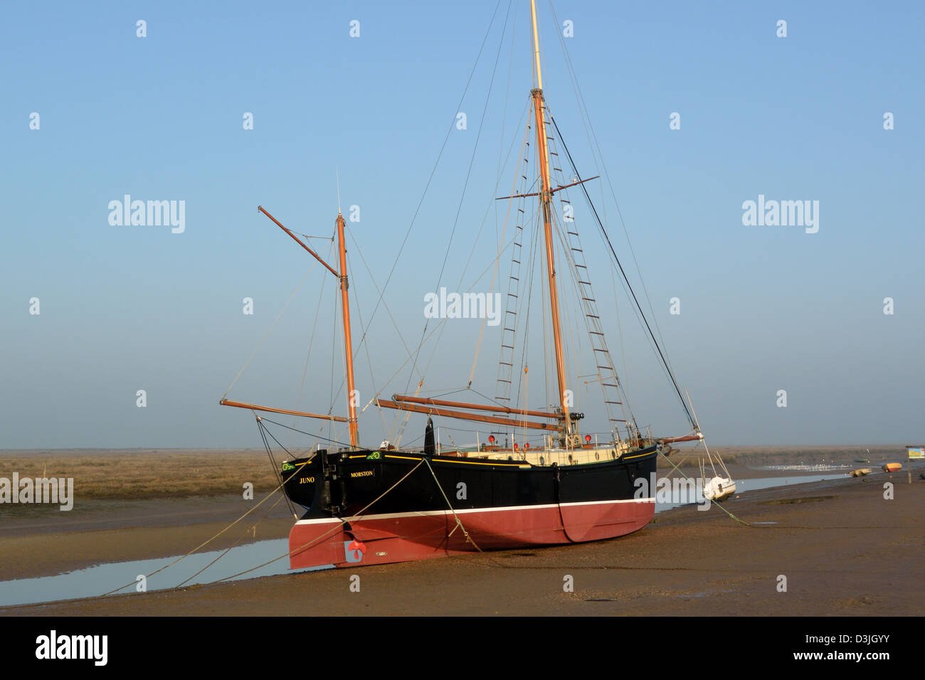 Barge rudder hi-res stock photography and images - Alamy