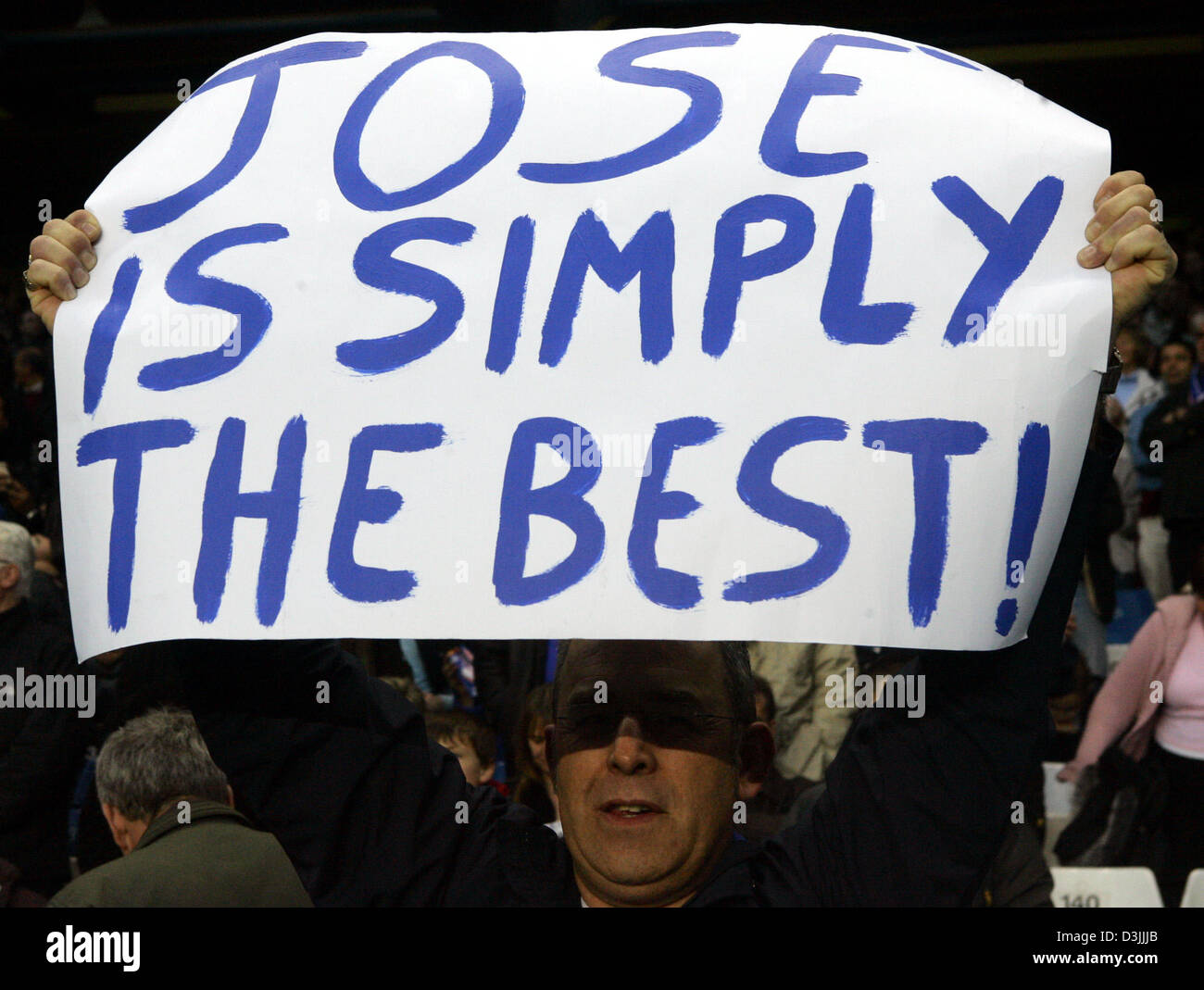 Fans with banners hi-res stock photography and images - Alamy