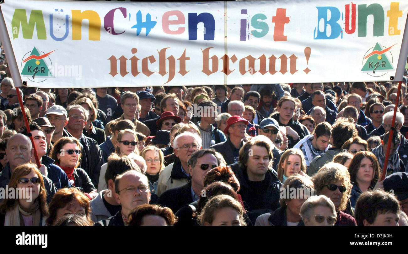 Nazis marching hi-res stock photography and images - Alamy