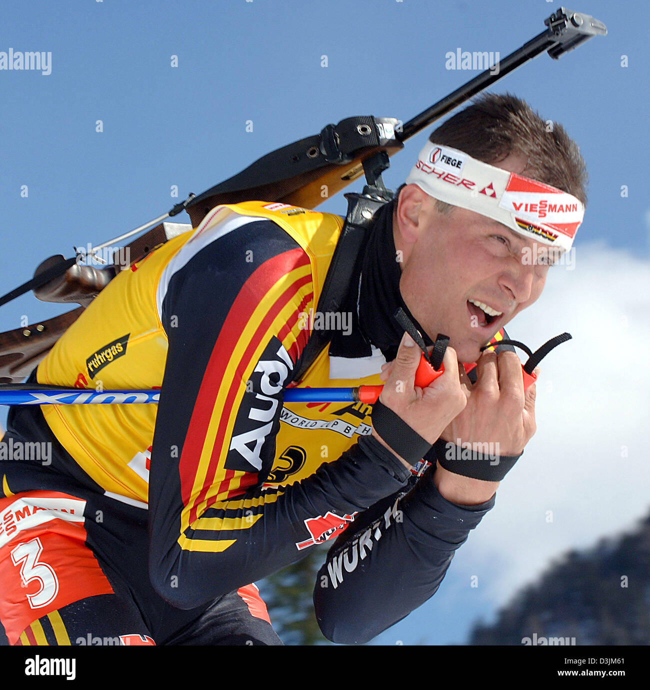 (dpa) - German biathlete Sven Fischer on his way to win the silver ...