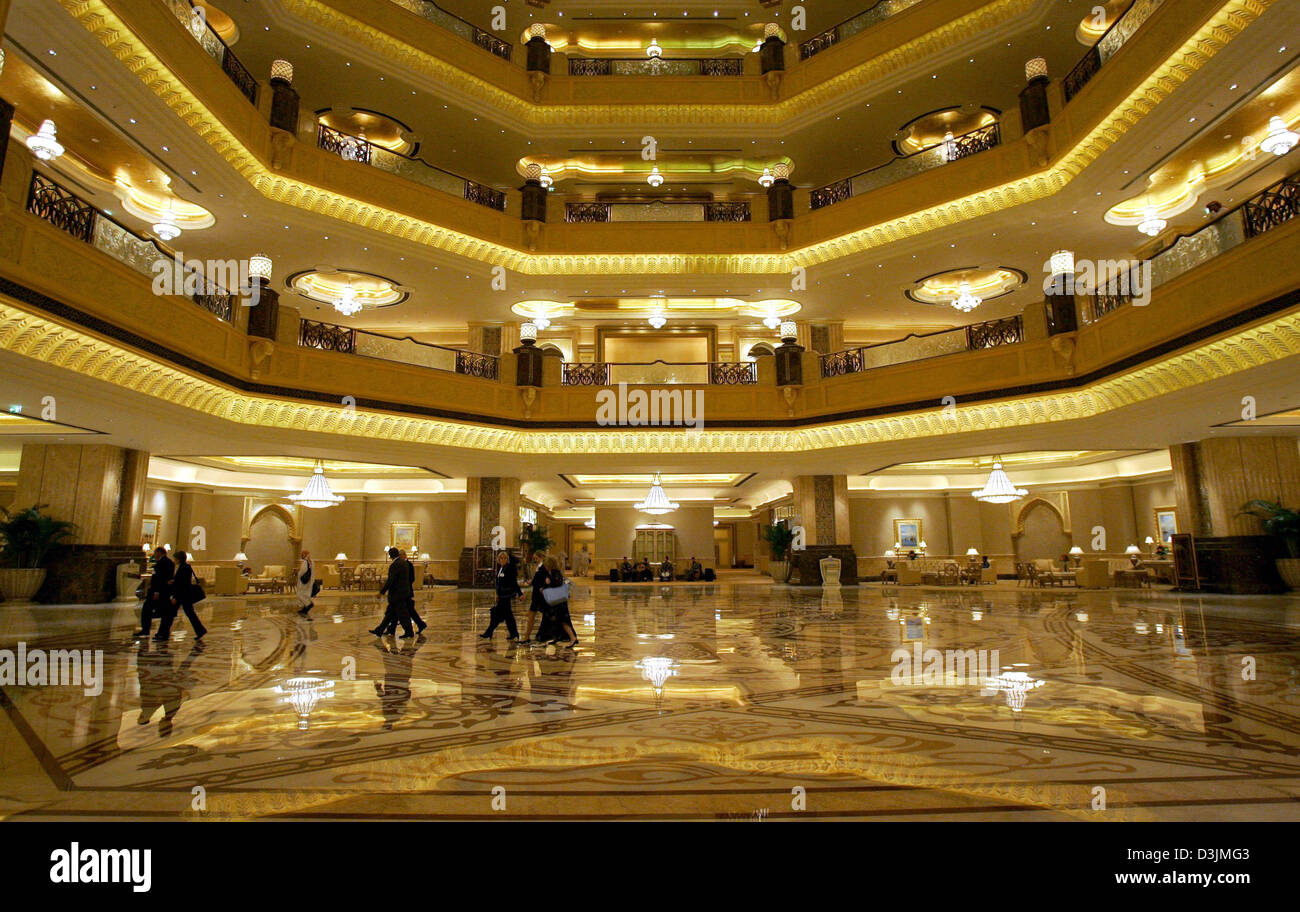 (dpa) - View of the lobby of the luxury hotel Kempinski Emirates Palace ...