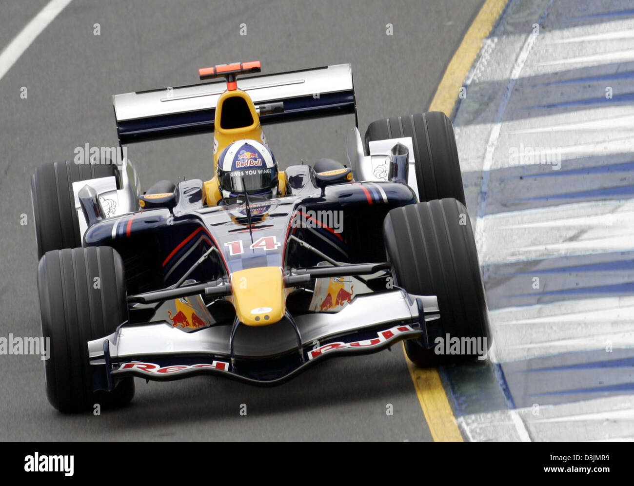 Red bull racing car hi-res stock photography and images - Alamy