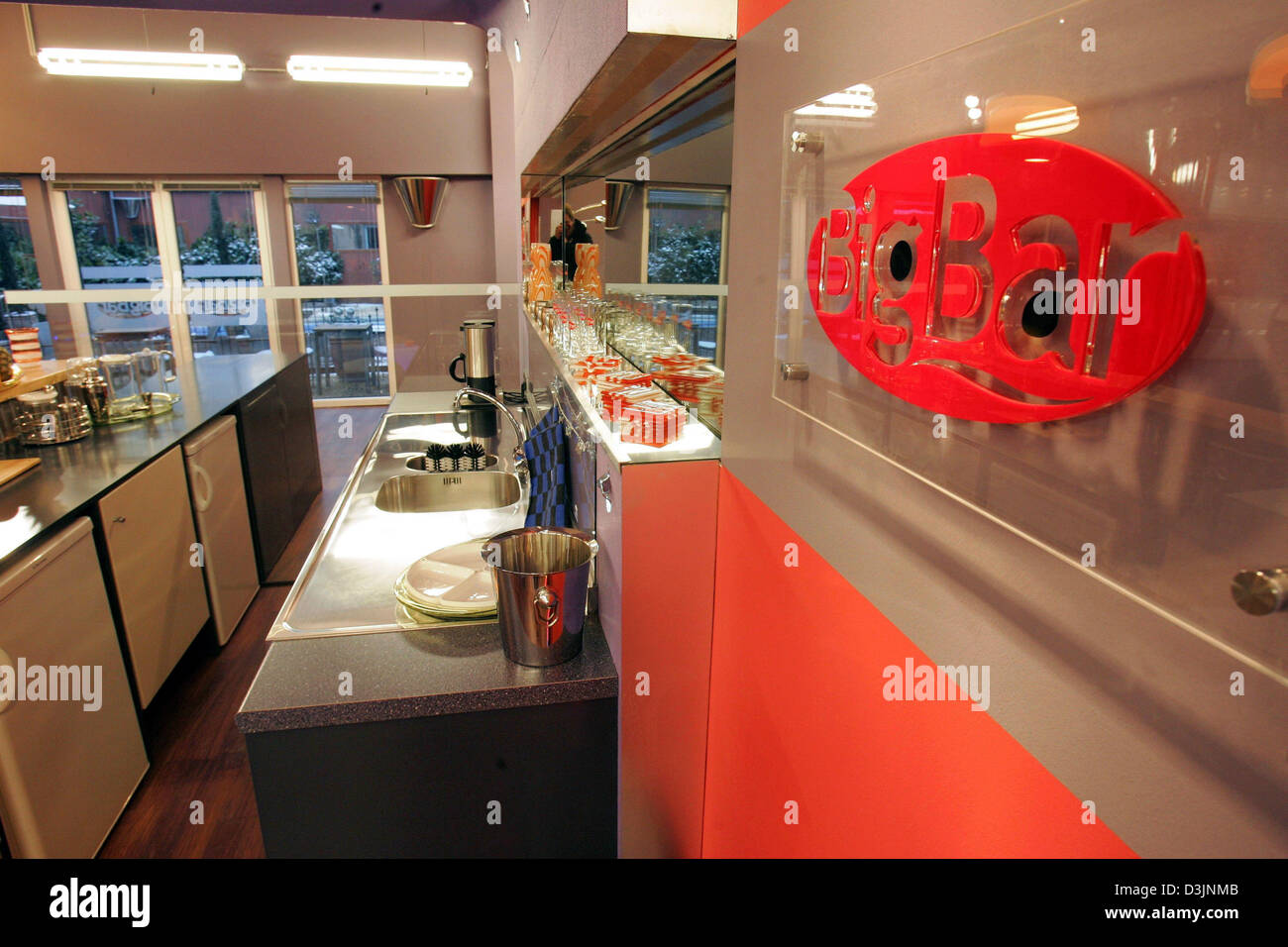 Rich Peoples Kitchens