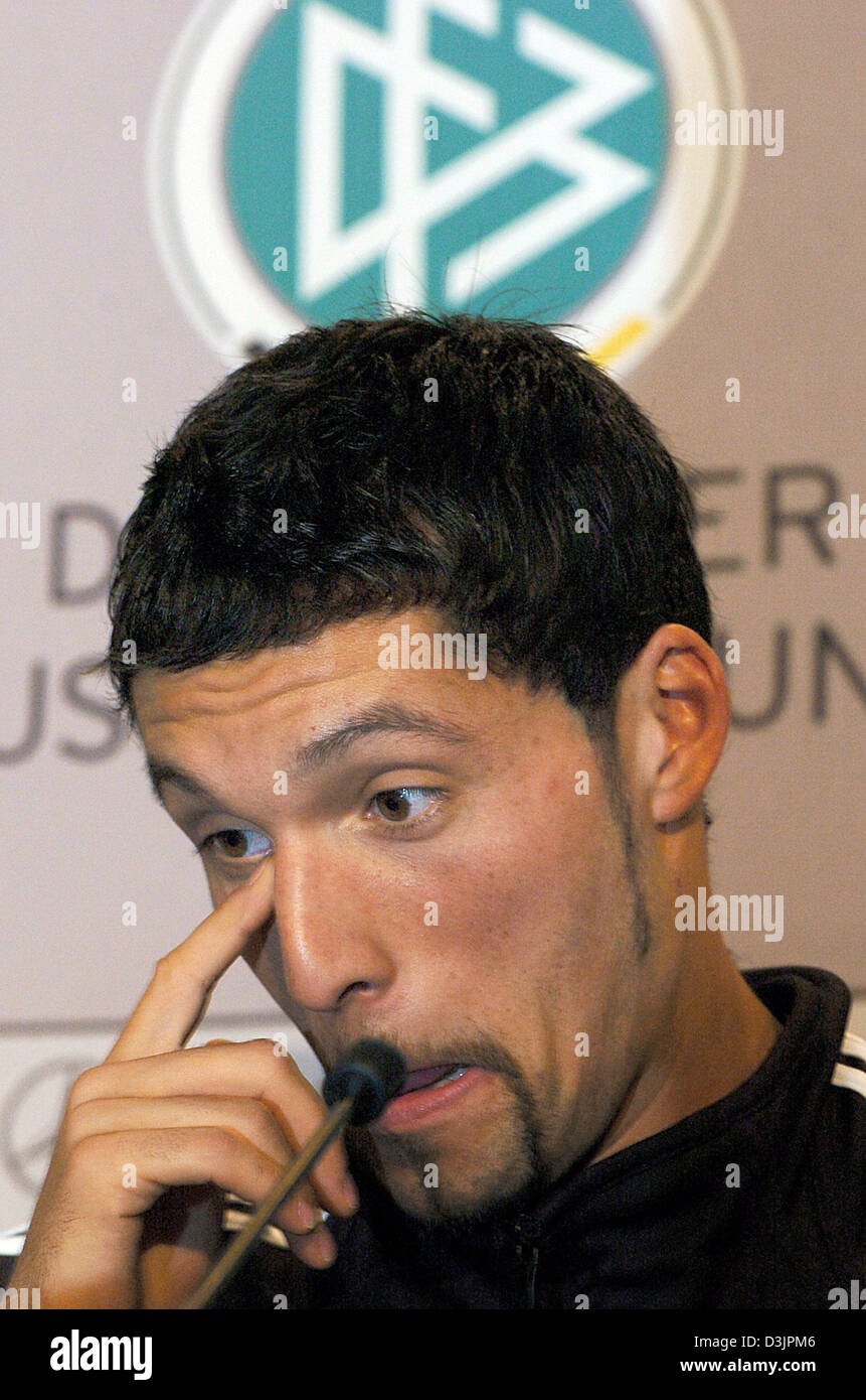 (dpa) - German national soccer team striker Kevin Kuranyi photographed ...