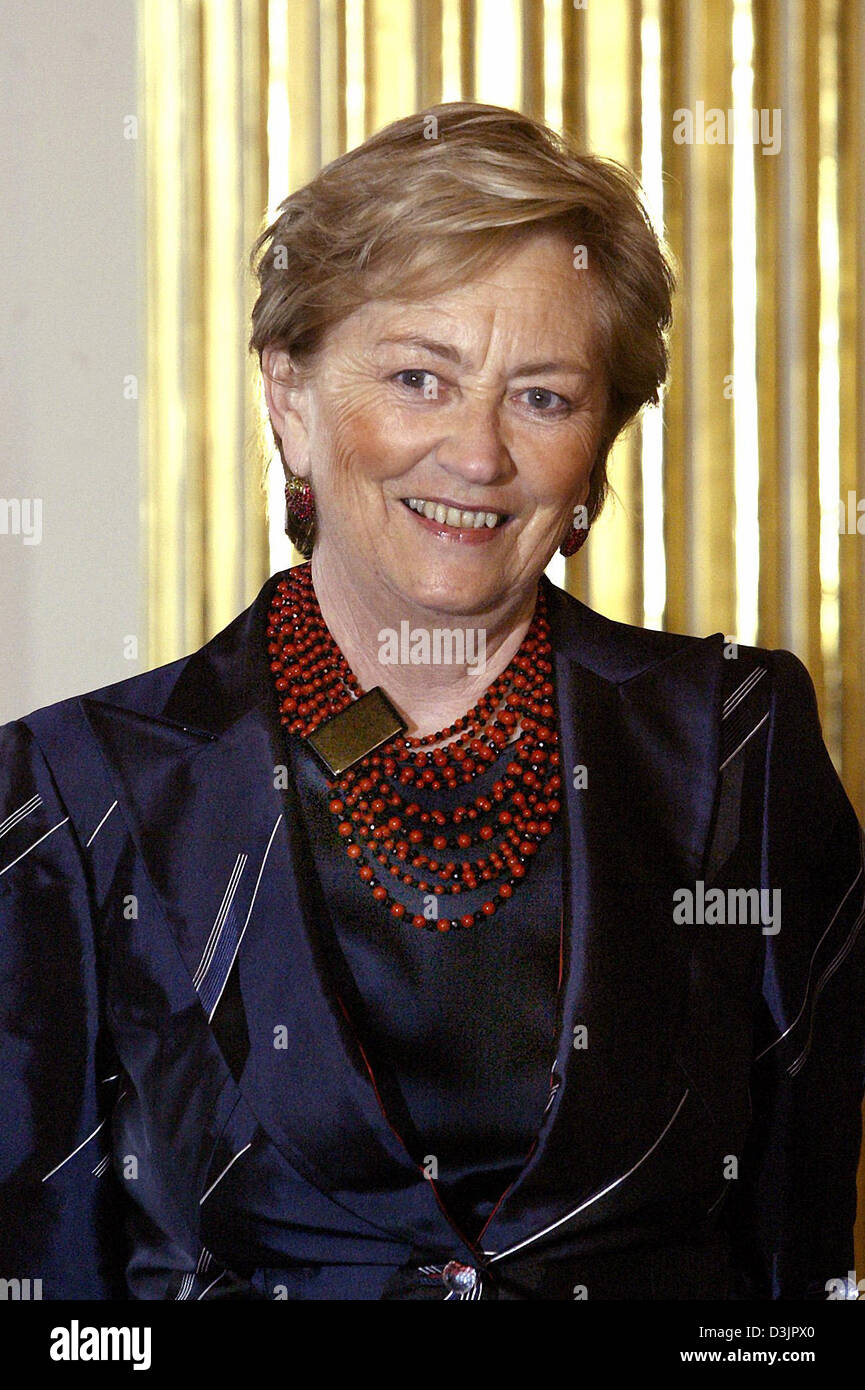 Paola belgium hi-res stock photography and images - Alamy