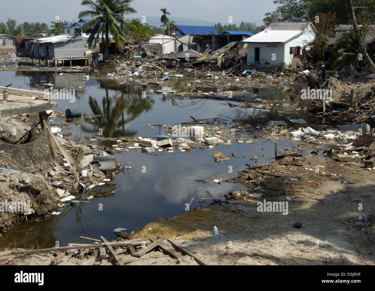 (dpa) - A scene of total devastation presents itself to the beholder ...