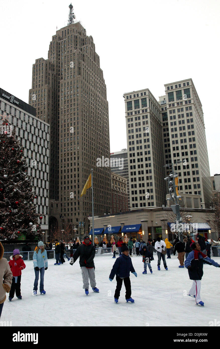Campus martius ice rink hi-res stock photography and images - Alamy