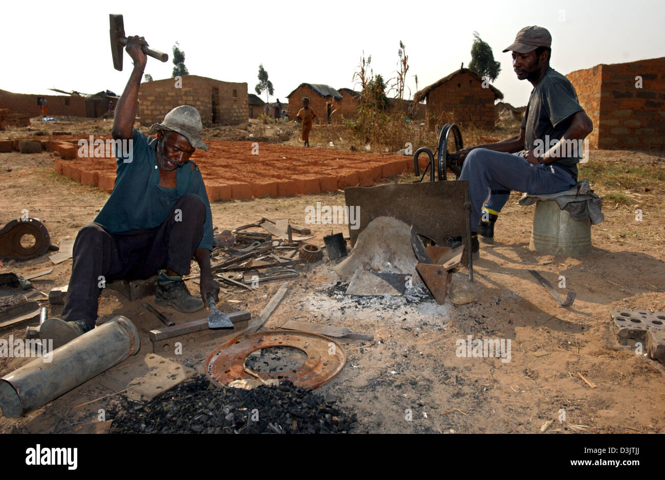 (dpa) - Two blacksmiths produce tools from the remains of ammunition ...