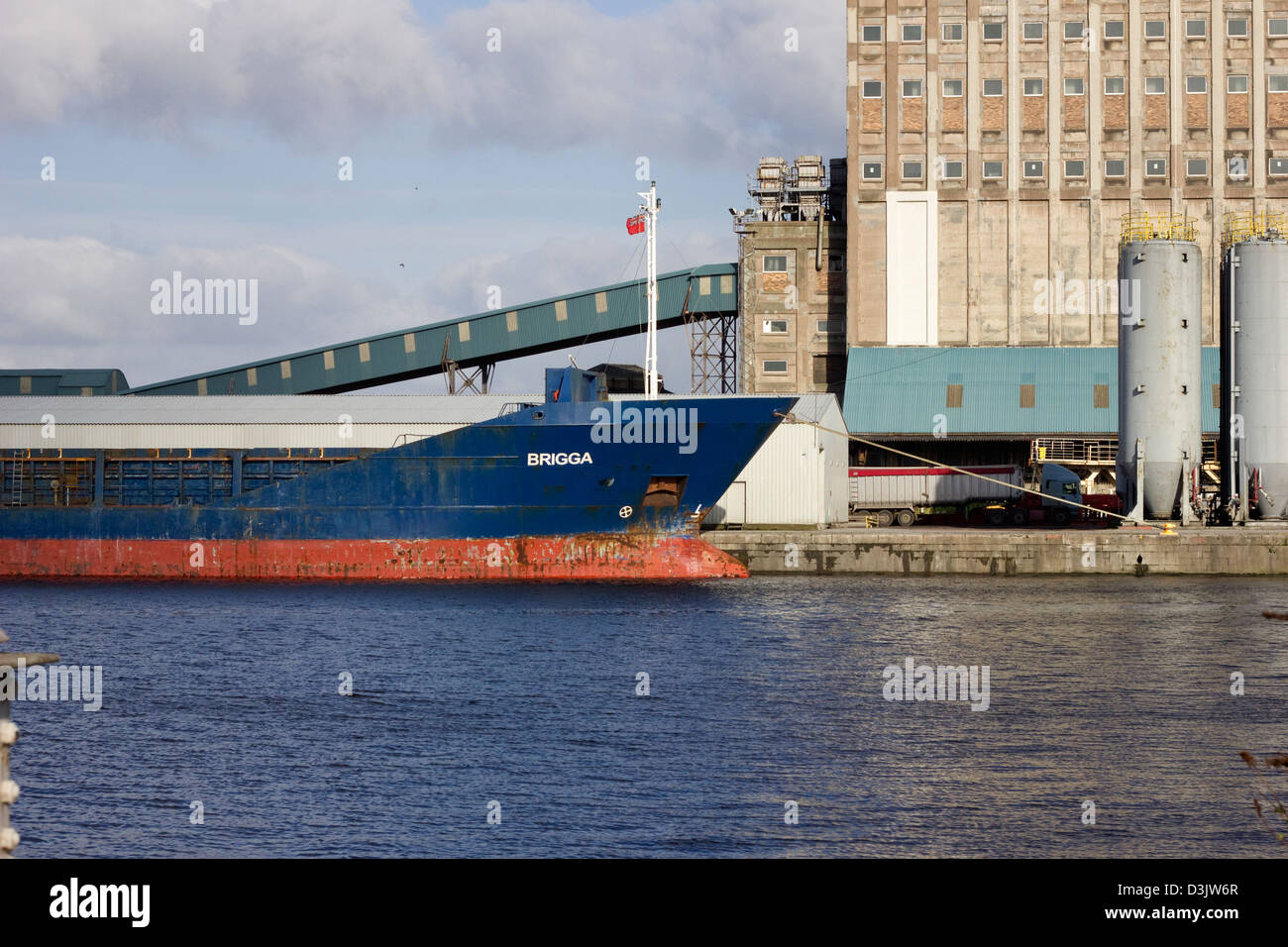 Leith basin hi-res stock photography and images - Alamy