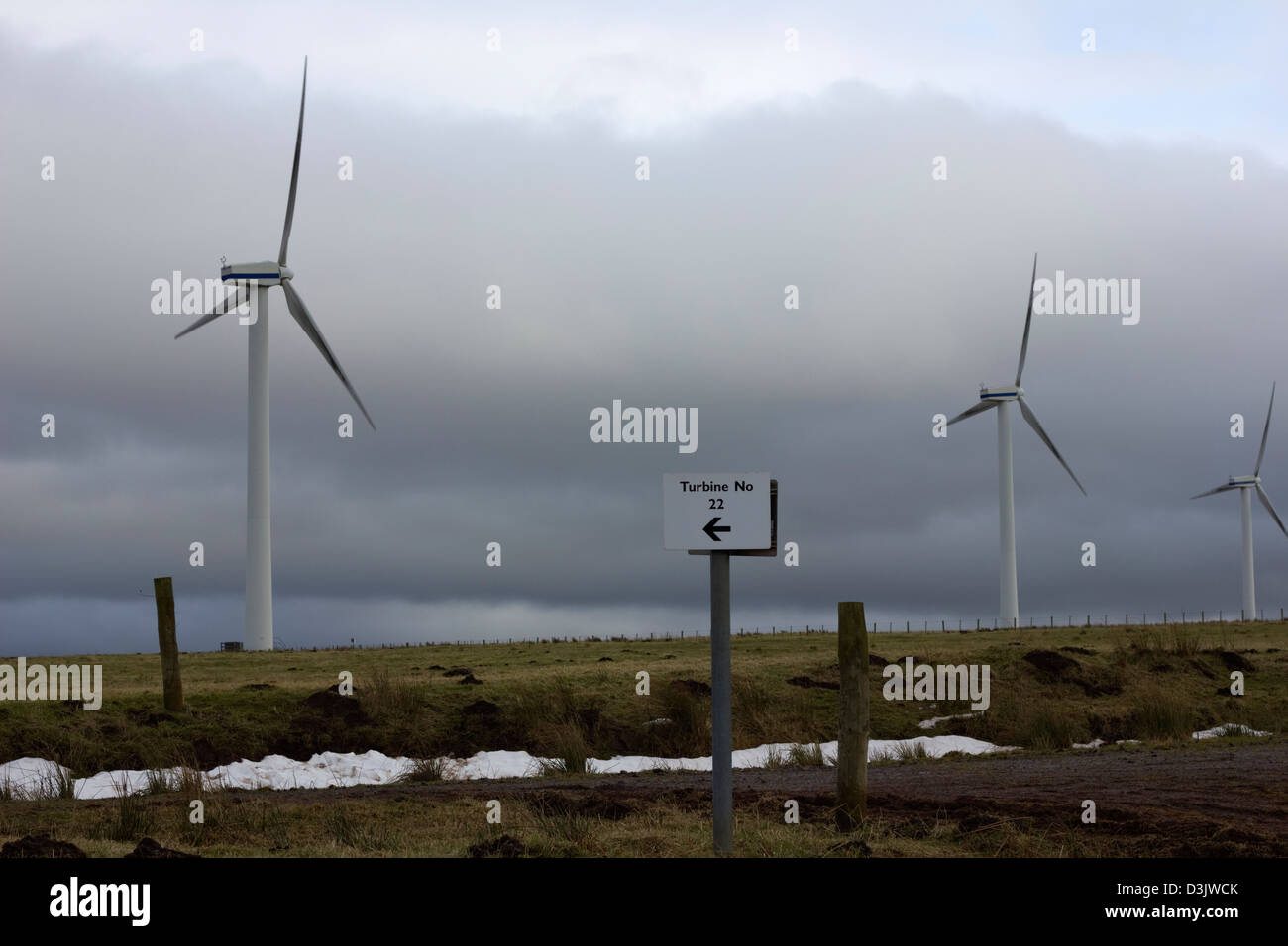 Dun law wind farm hi-res stock photography and images - Alamy