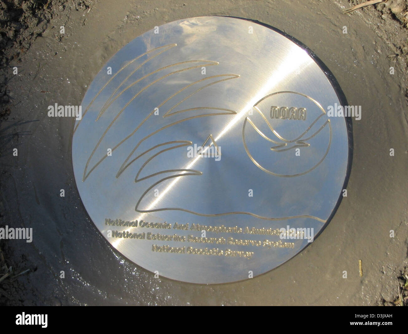 NOAA’s Sentinel Markers are used to track environmental changes in ...
