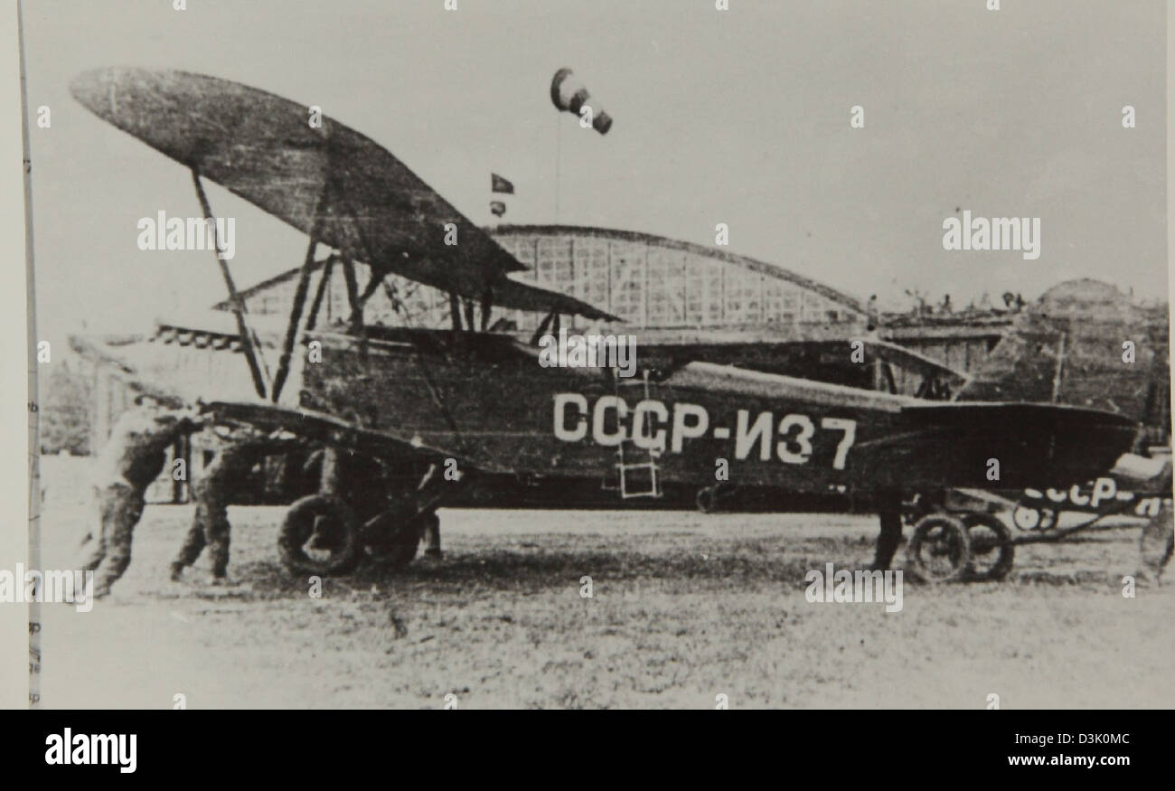 Polikarpov r 5 hi-res stock photography and images - Alamy