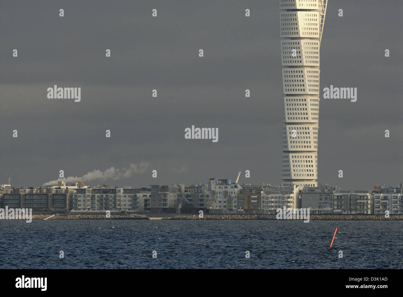 Skyscraper Turning Torso in Malmö designed by architect Santiago ...