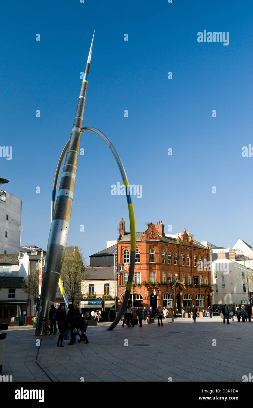 "Alliance" sculpture by Jean-Bernard Metais outside the Central Library ...