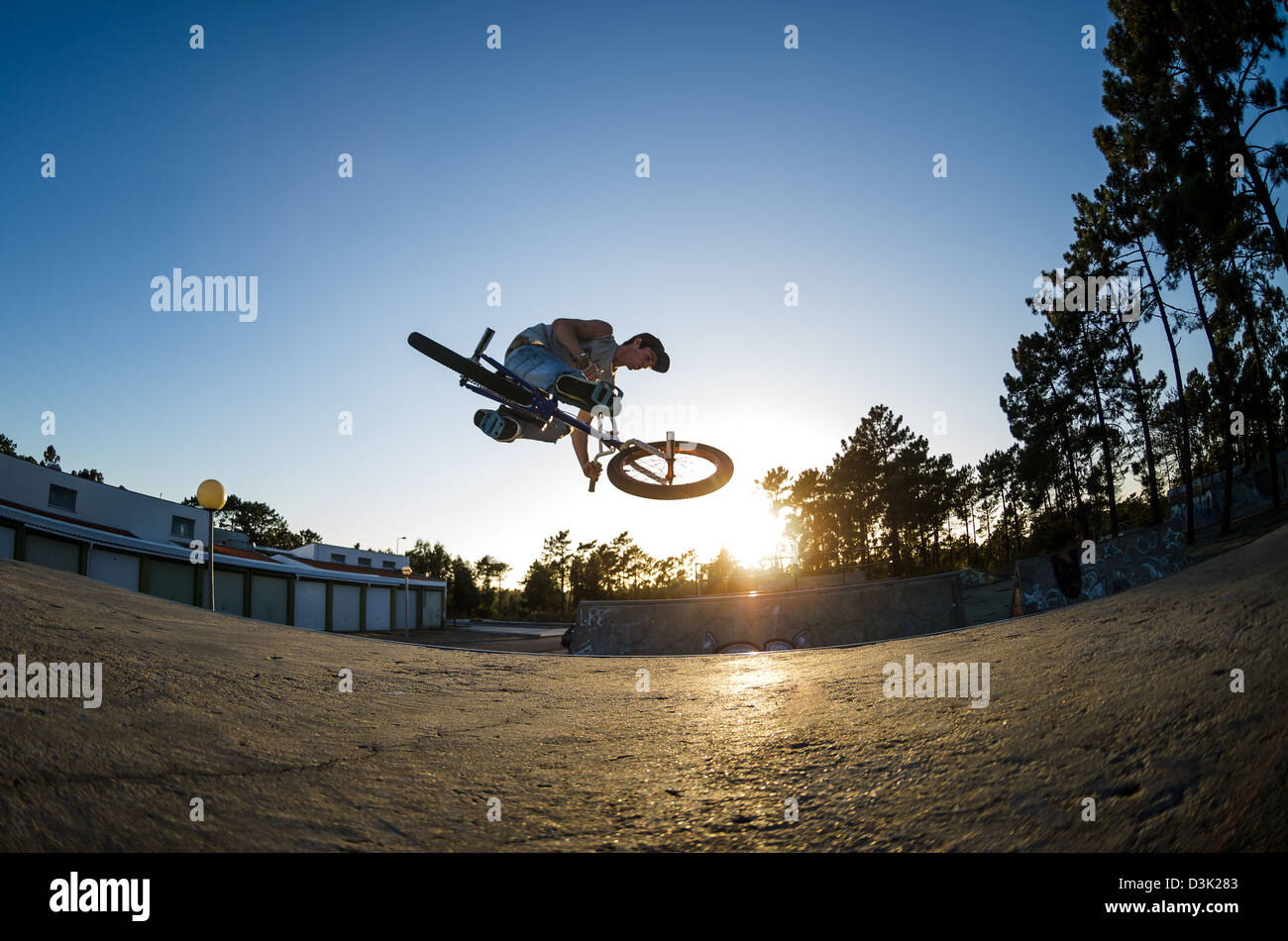 Bmx Table Top on a skatepark Stock Photo - Alamy