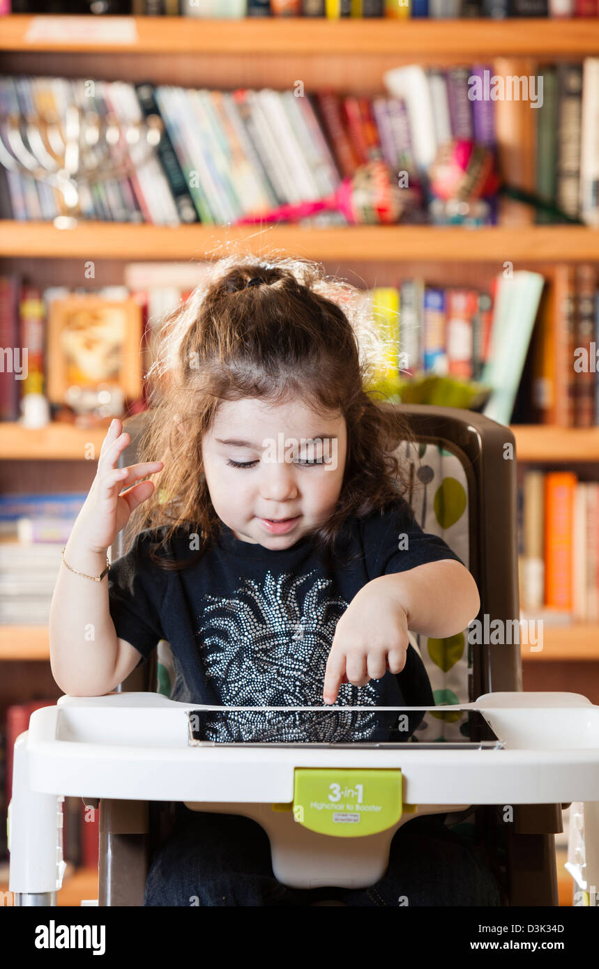 Ipad child hi-res stock photography and images - Alamy