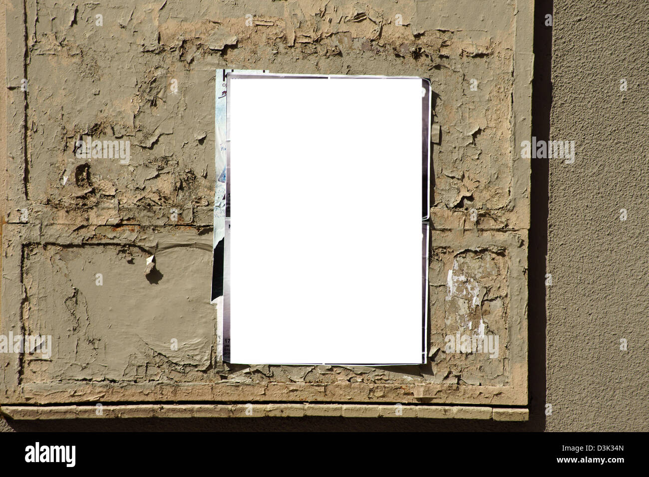 flaking off facade Stock Photo - Alamy
