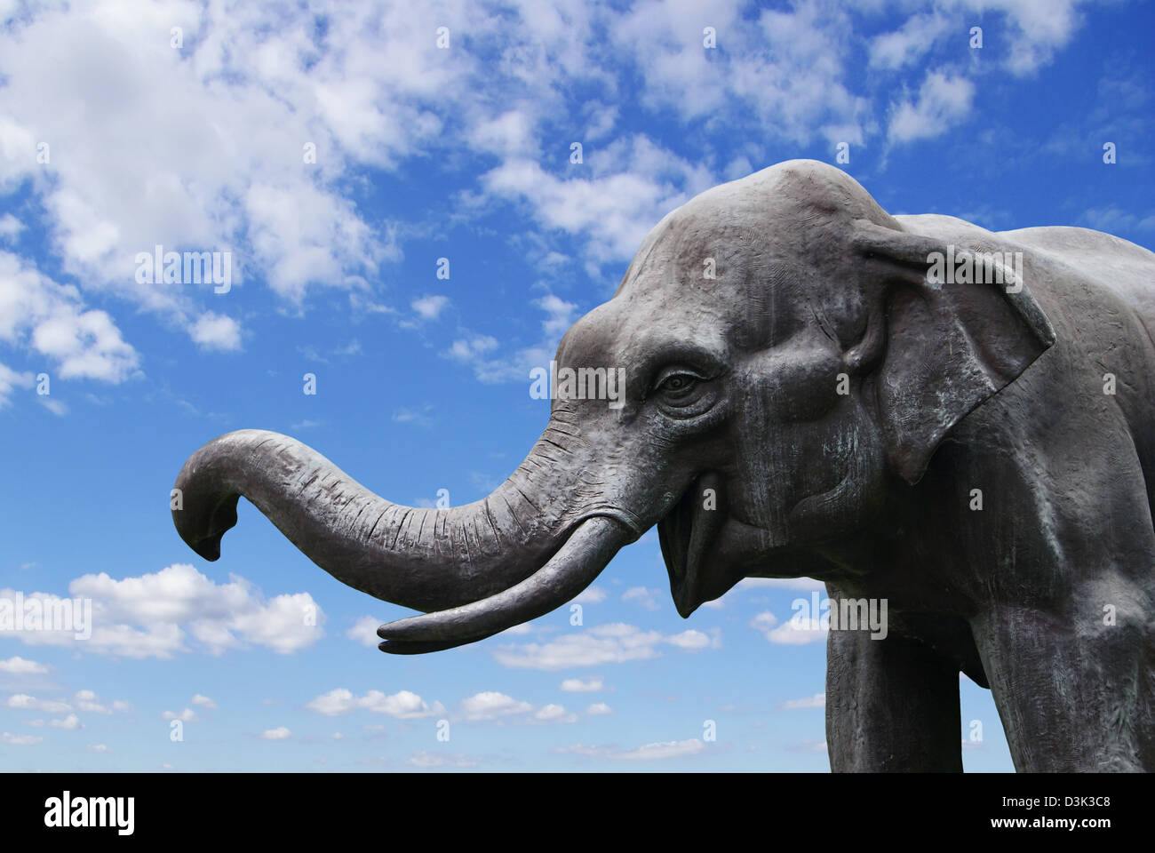 Artificial elephant hi-res stock photography and images - Alamy