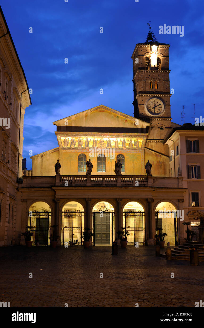 Italy, Rome, basilica di Santa Maria in Trastevere Stock Photo - Alamy