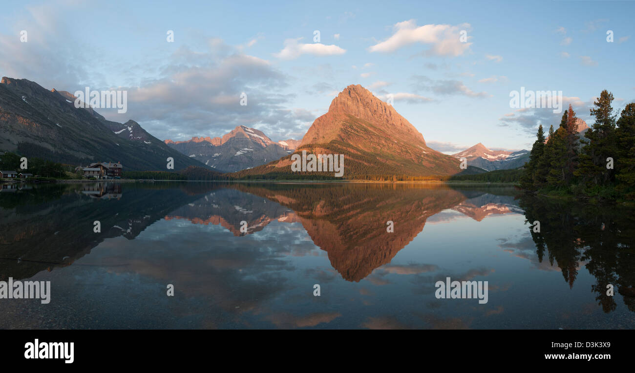 Glacier national park grinnell lake hi-res stock photography and images ...