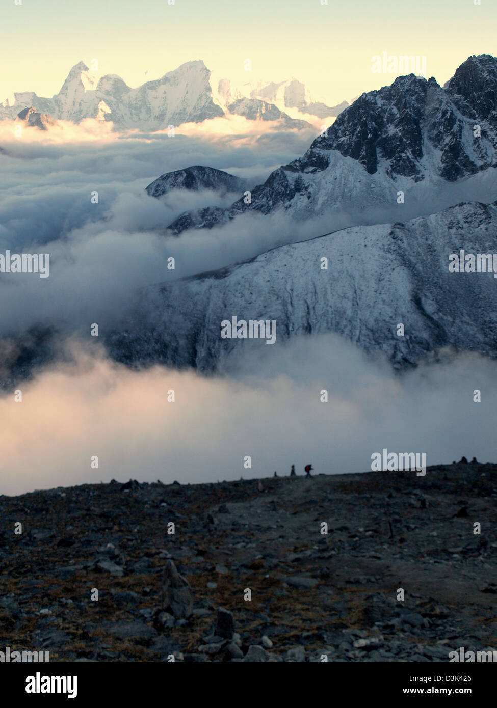 Taboche solukhumbu district hi-res stock photography and images - Alamy