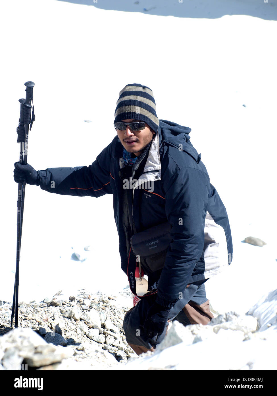 Kumbu glacier hi-res stock photography and images - Alamy