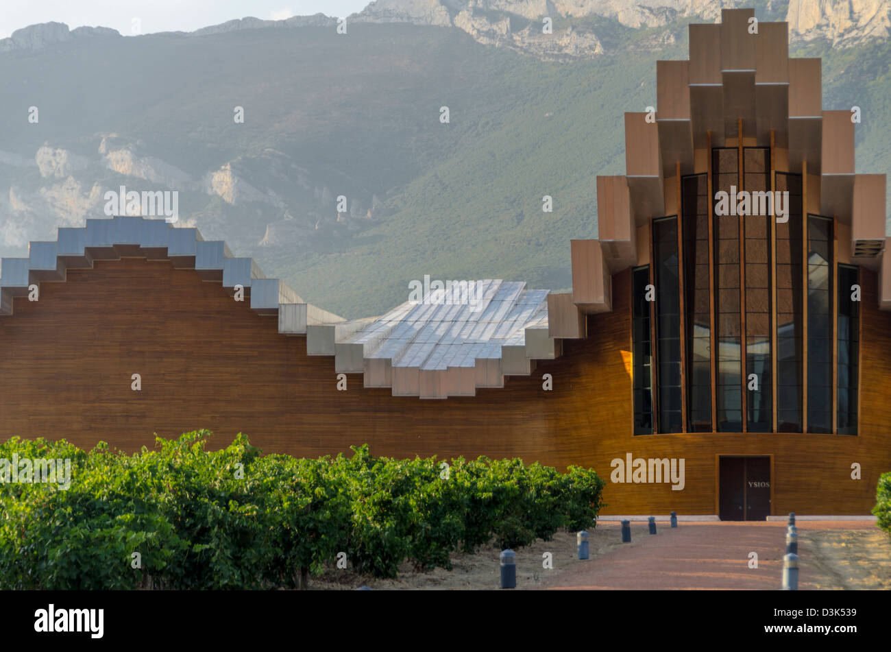 Emblematic Ysios winery in Laguardia designed by Santiago Calatrava, La ...