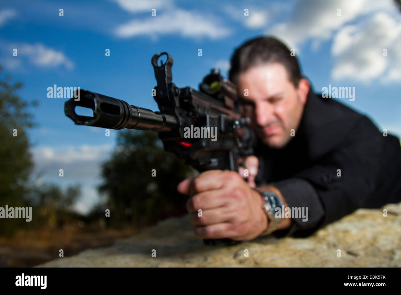 Sniper stance hi-res stock photography and images - Alamy