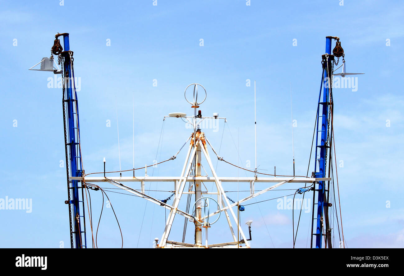Trawler rigging hi-res stock photography and images - Alamy