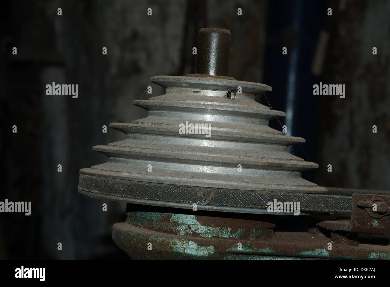 old machine parts Stock Photo - Alamy