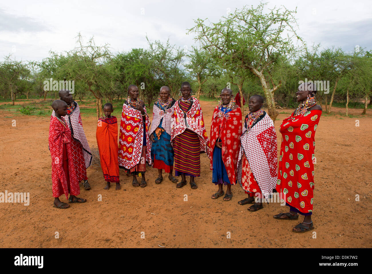 Maasai women hi-res stock photography and images - Alamy