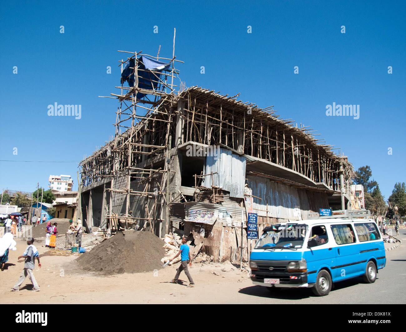 Ethiopia construction workers hi-res stock photography and images - Alamy