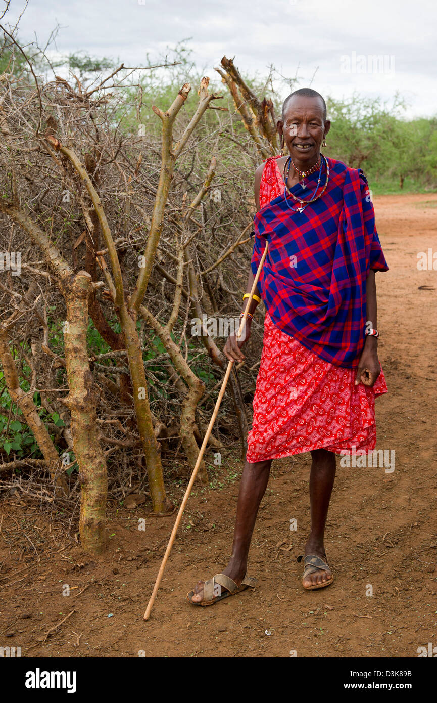 Maasai elder in the manyatta, Selenkay Conservancy, Kenya Stock Photo ...