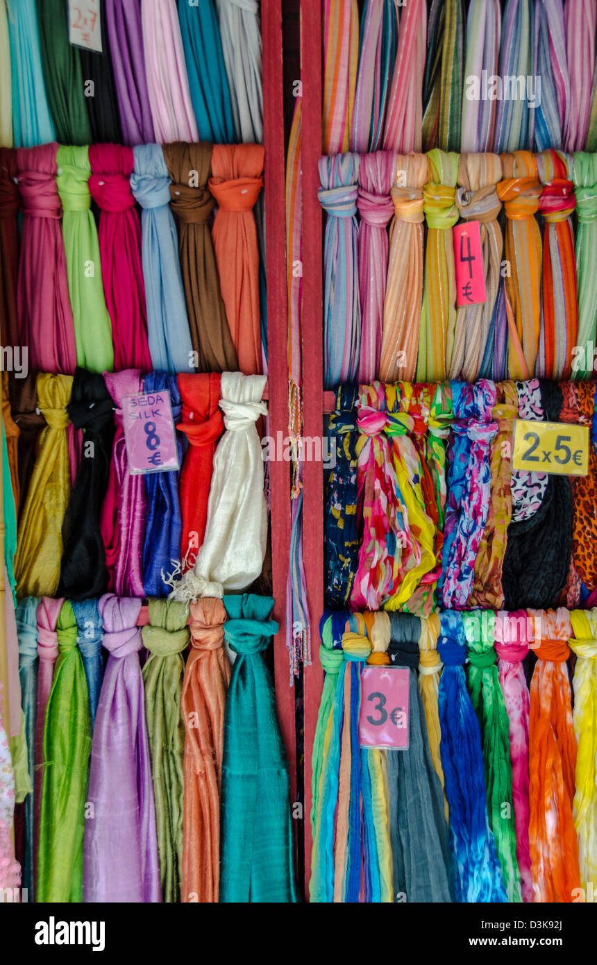 Street shop market in Madrid city centre, Spain Stock Photo - Alamy