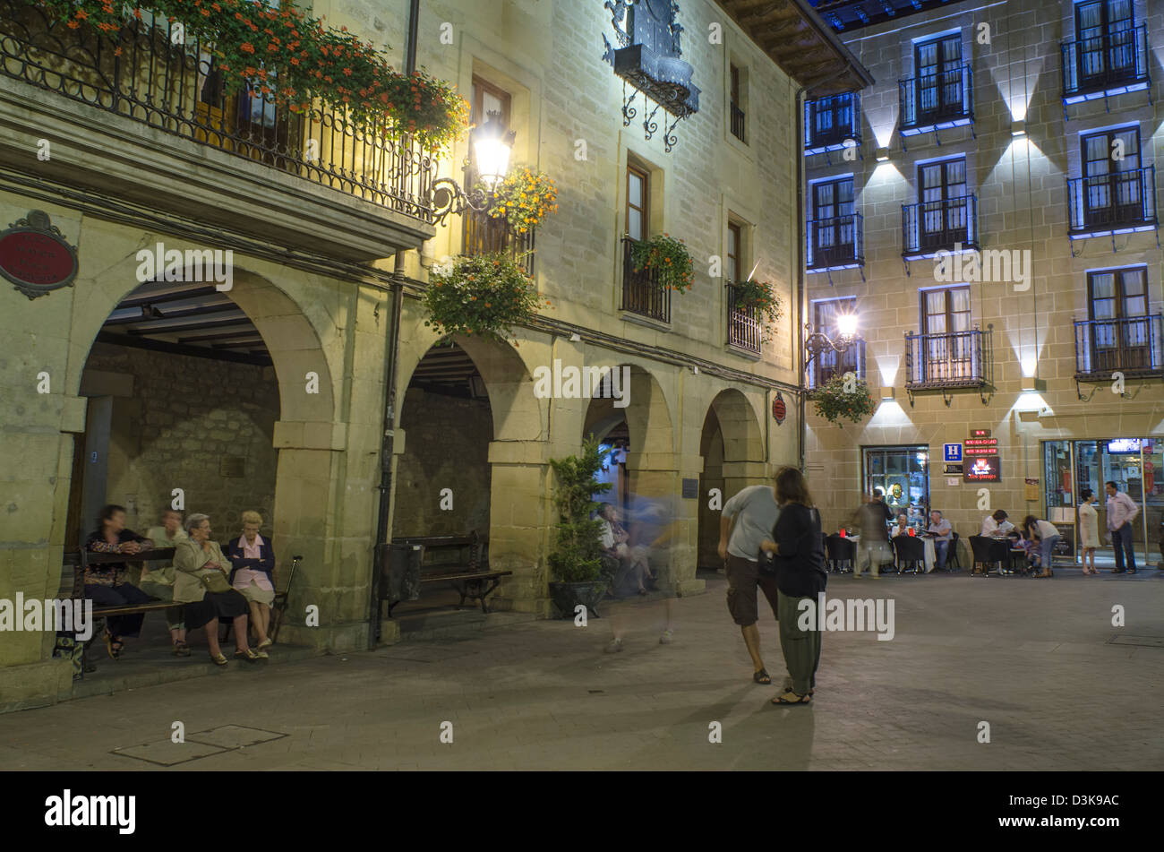 Square night people village hi-res stock photography and images - Alamy