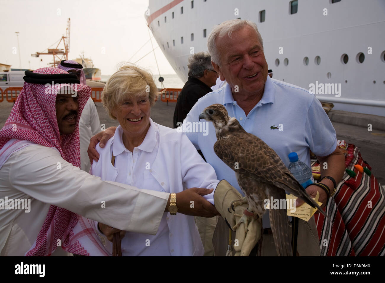 Falcon on arm hi-res stock photography and images - Alamy