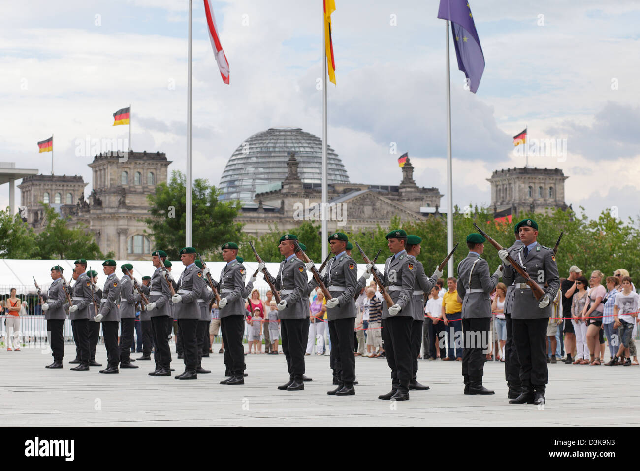 Berlin, Germany, the soldiers of the guard battalion drill in the ...