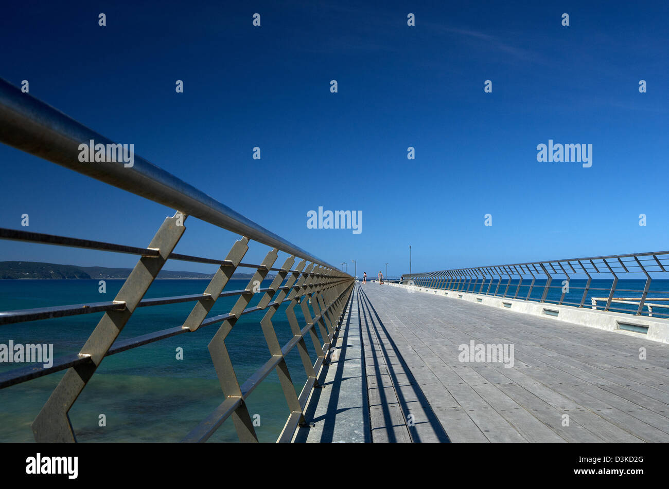 Lorne, Australia, at the Lorne Pier in Loutit Bay Stock Photo - Alamy