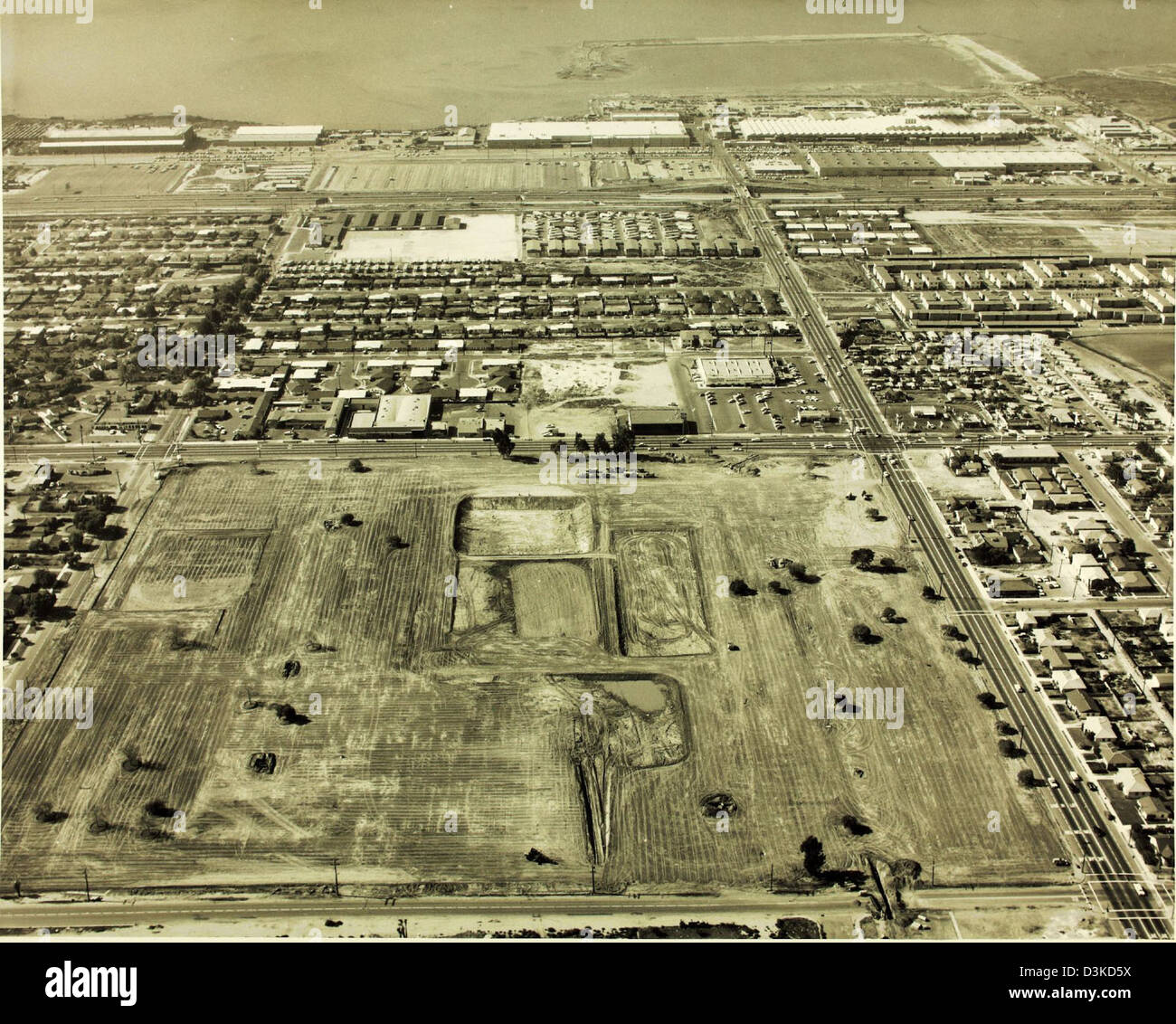 This aerial photo by Howard Rozelle captures the San Diego area ...