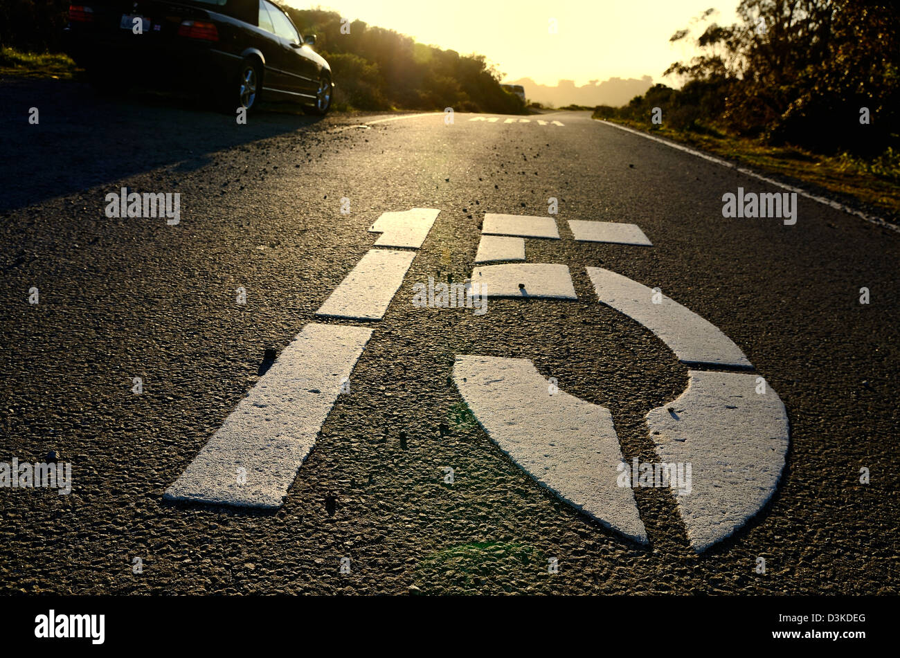 Advisory speed limit hi-res stock photography and images - Alamy