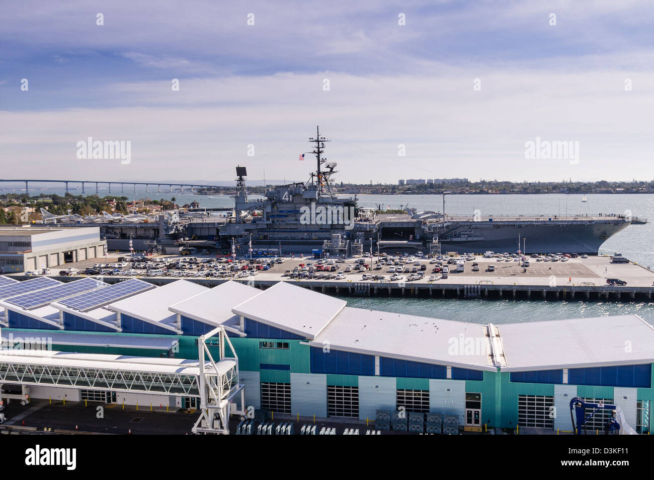 Uss midway museum hi-res stock photography and images - Alamy