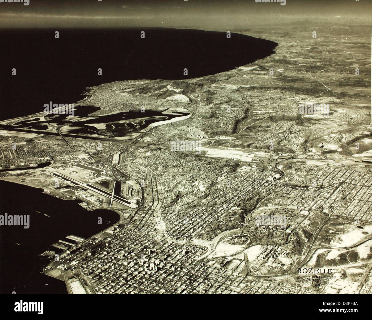 Aerial view of San Diego captured by Howard Rozelle between 1960 and ...