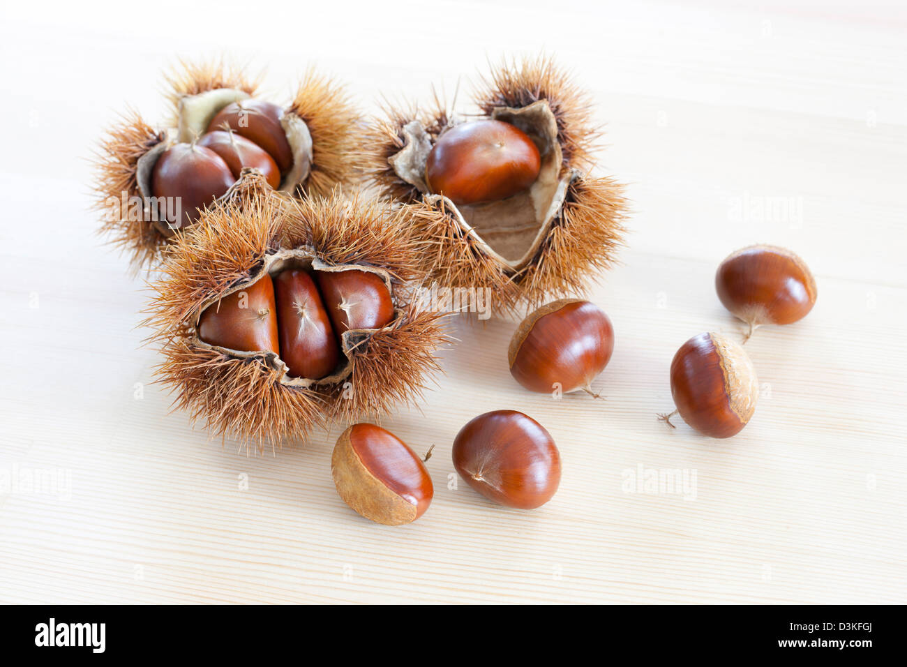 Japanese chestnuts hi-res stock photography and images - Alamy