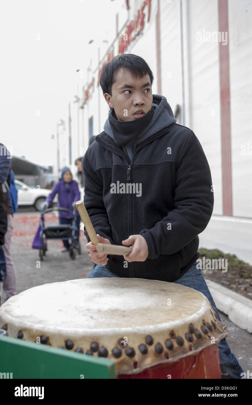 Asian drums hi-res stock photography and images - Alamy
