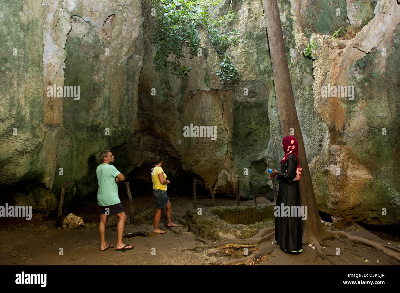 tourists in Shimoni slave caves, Shimoni, Kenya Stock Photo - Alamy