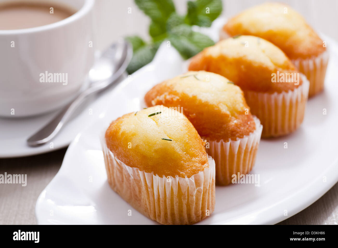 Muffin cake hi-res stock photography and images - Alamy