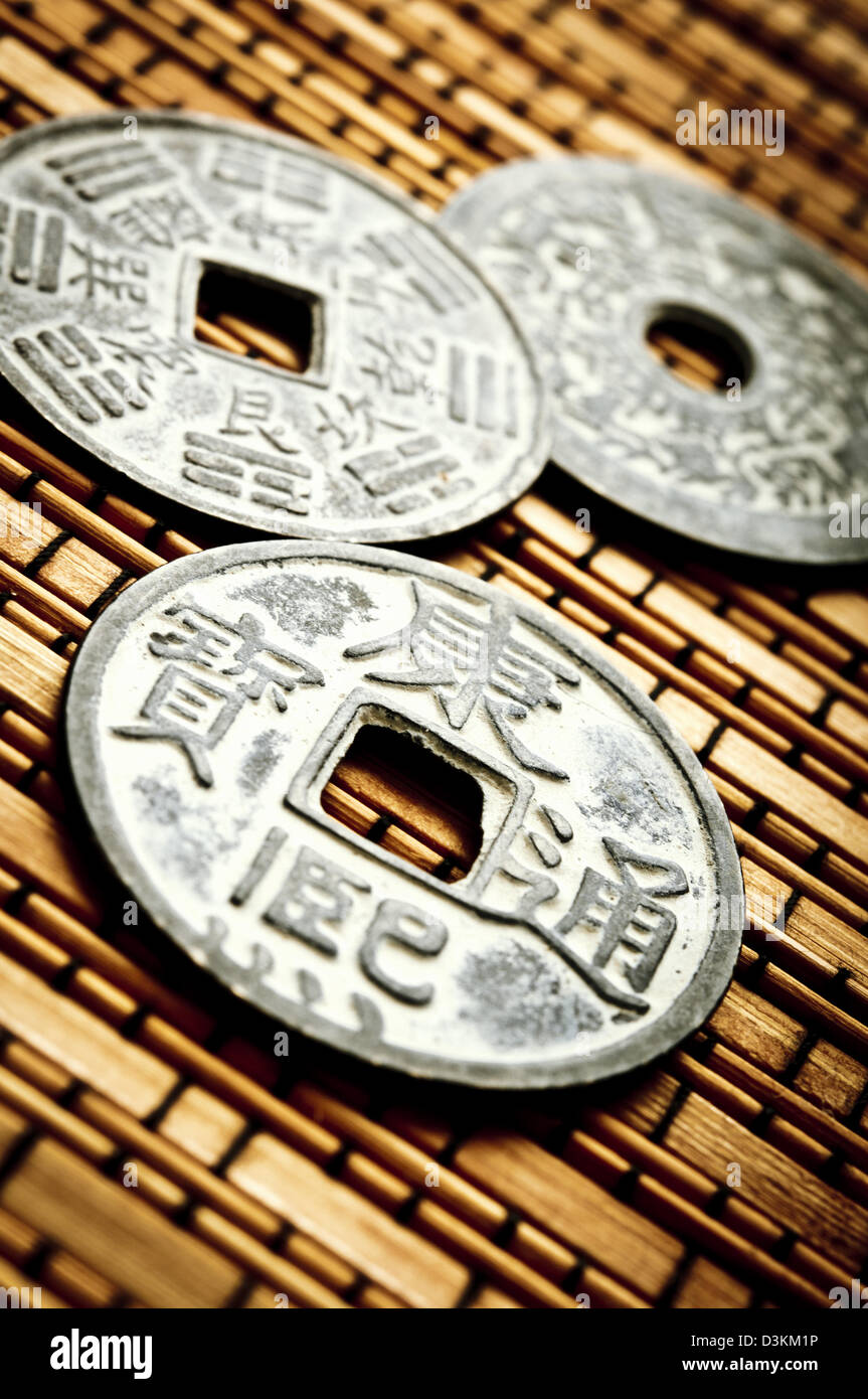 Chinese coins hi-res stock photography and images - Alamy