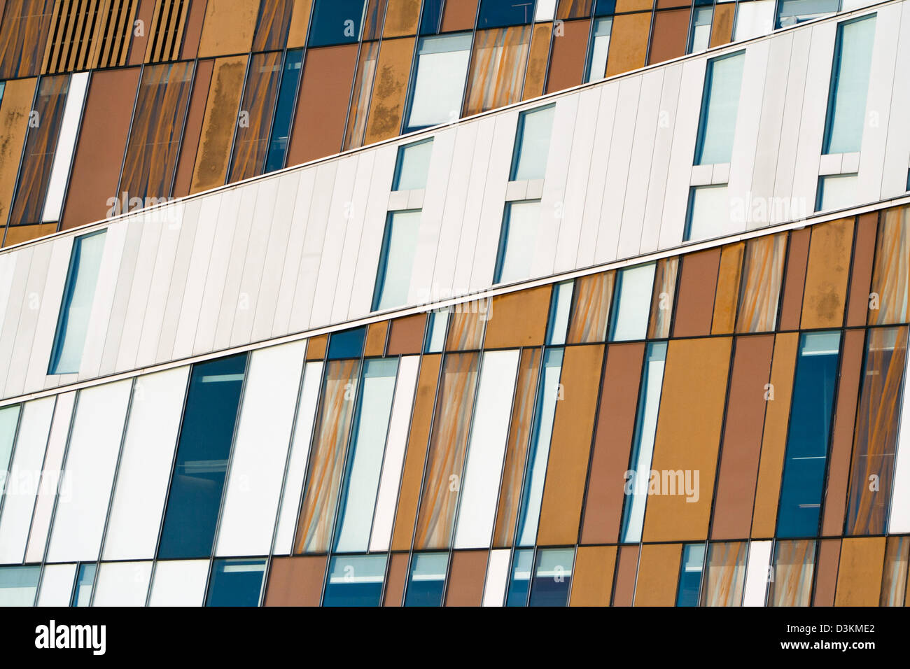 Building with modern style hi-res stock photography and images - Alamy