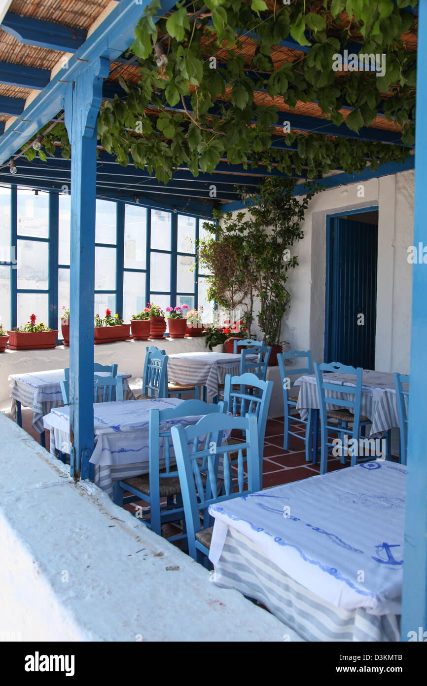 Vines on terrace hi-res stock photography and images - Alamy