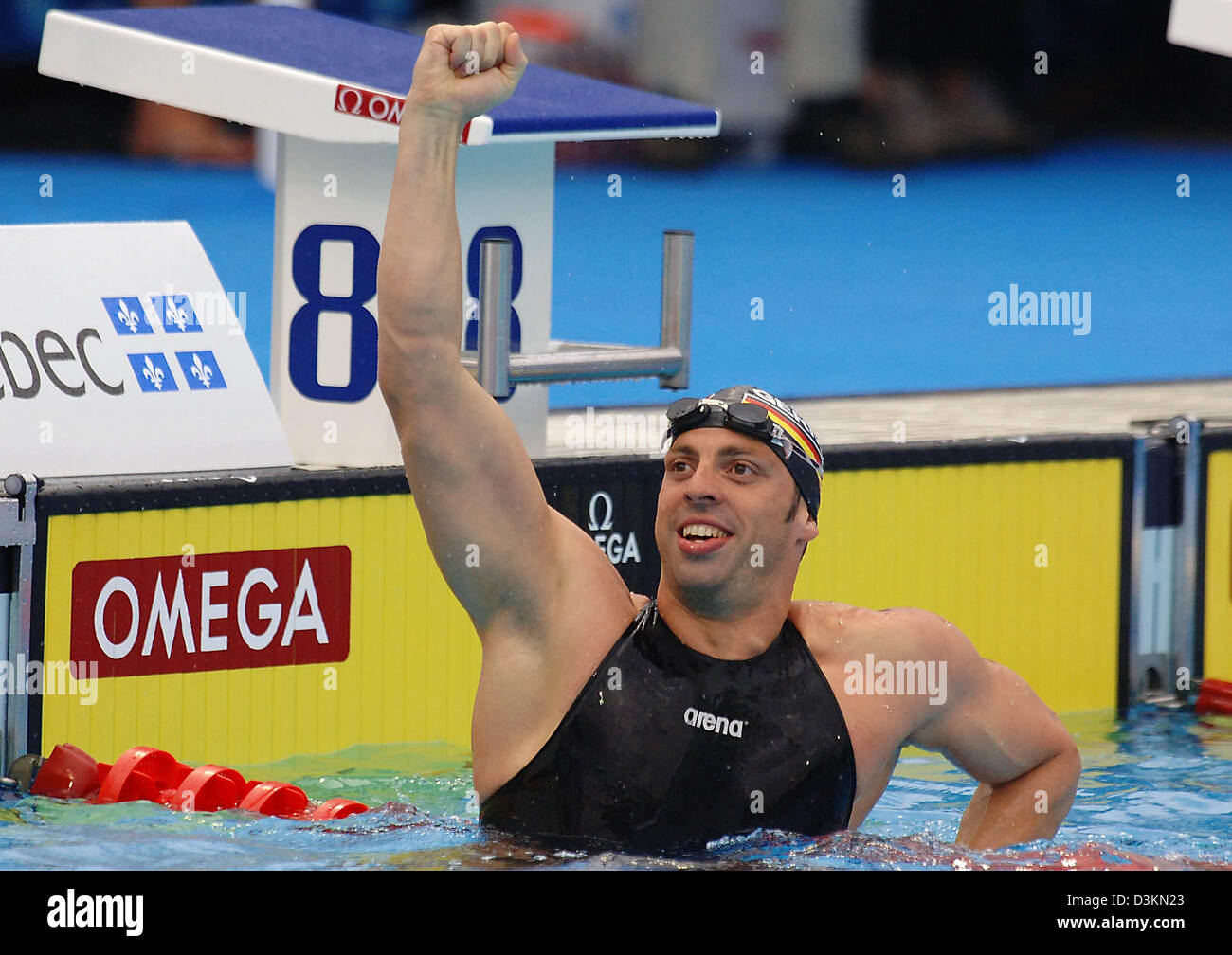 Sports spo swimming cheering gog canada hi-res stock photography and ...
